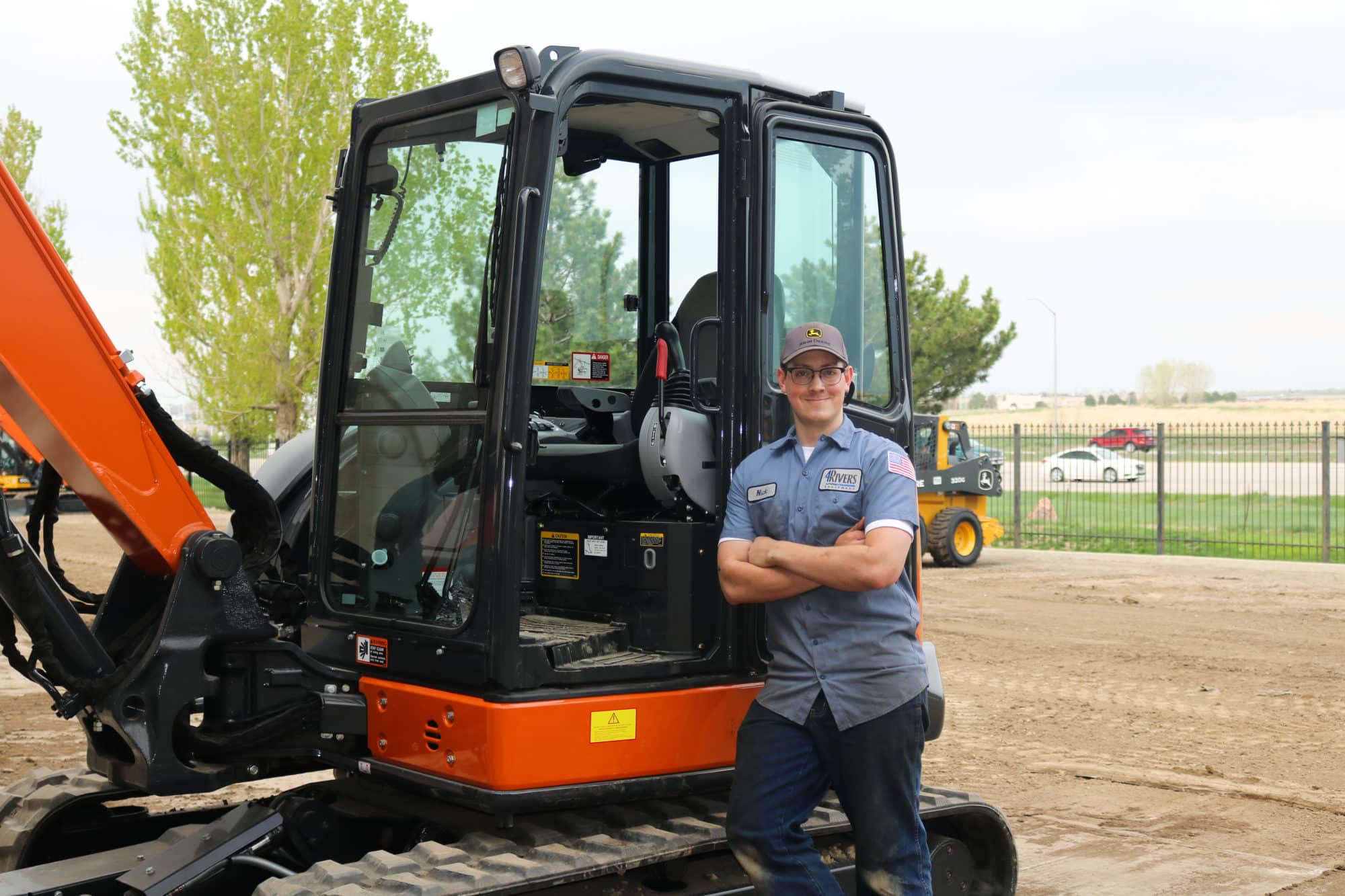 NEW John Deere Tech Graduate | 4Rivers Equipment